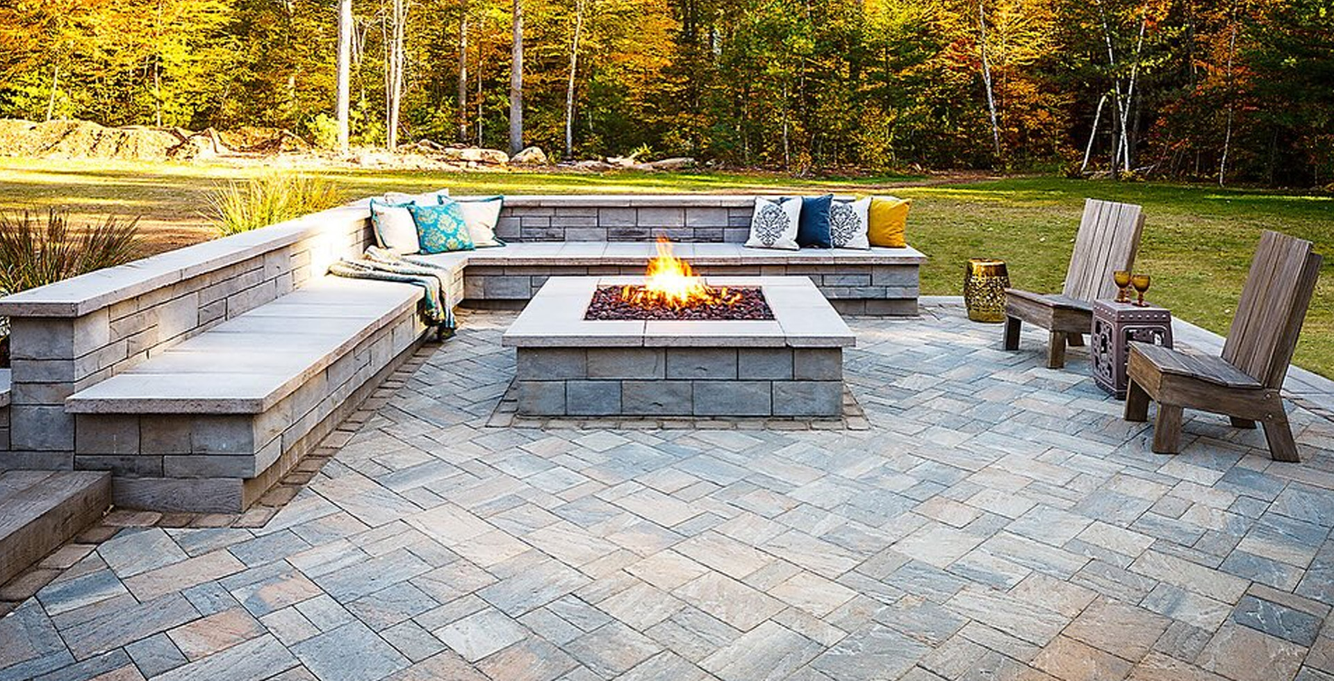 Seating Walls in Fort Worth, TX | Custom Outdoor Sitting Walls